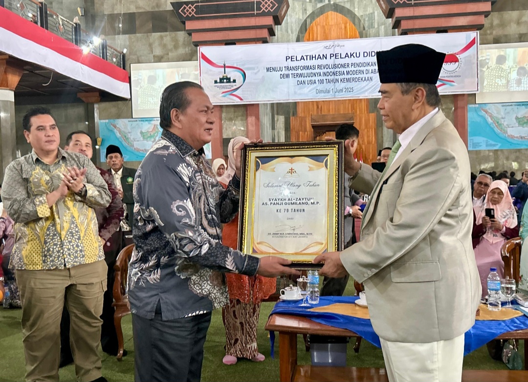 HUT Ke-79 Syekh Al-Zaytun Panji Gumilang: Pendidikan Kita Mesti ...